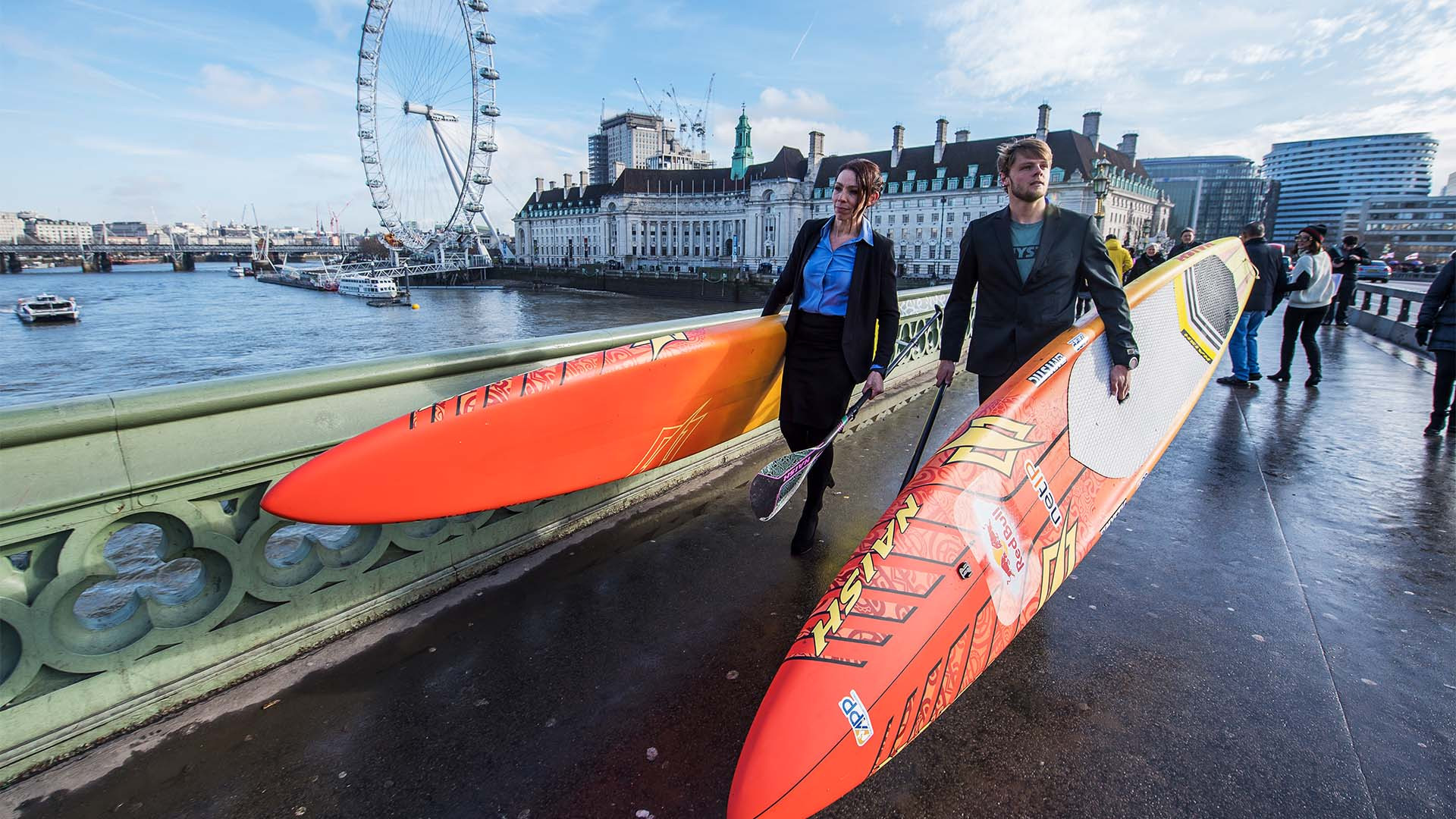 A weekend of paddle boarding on the River Thames: get involved | Escapism