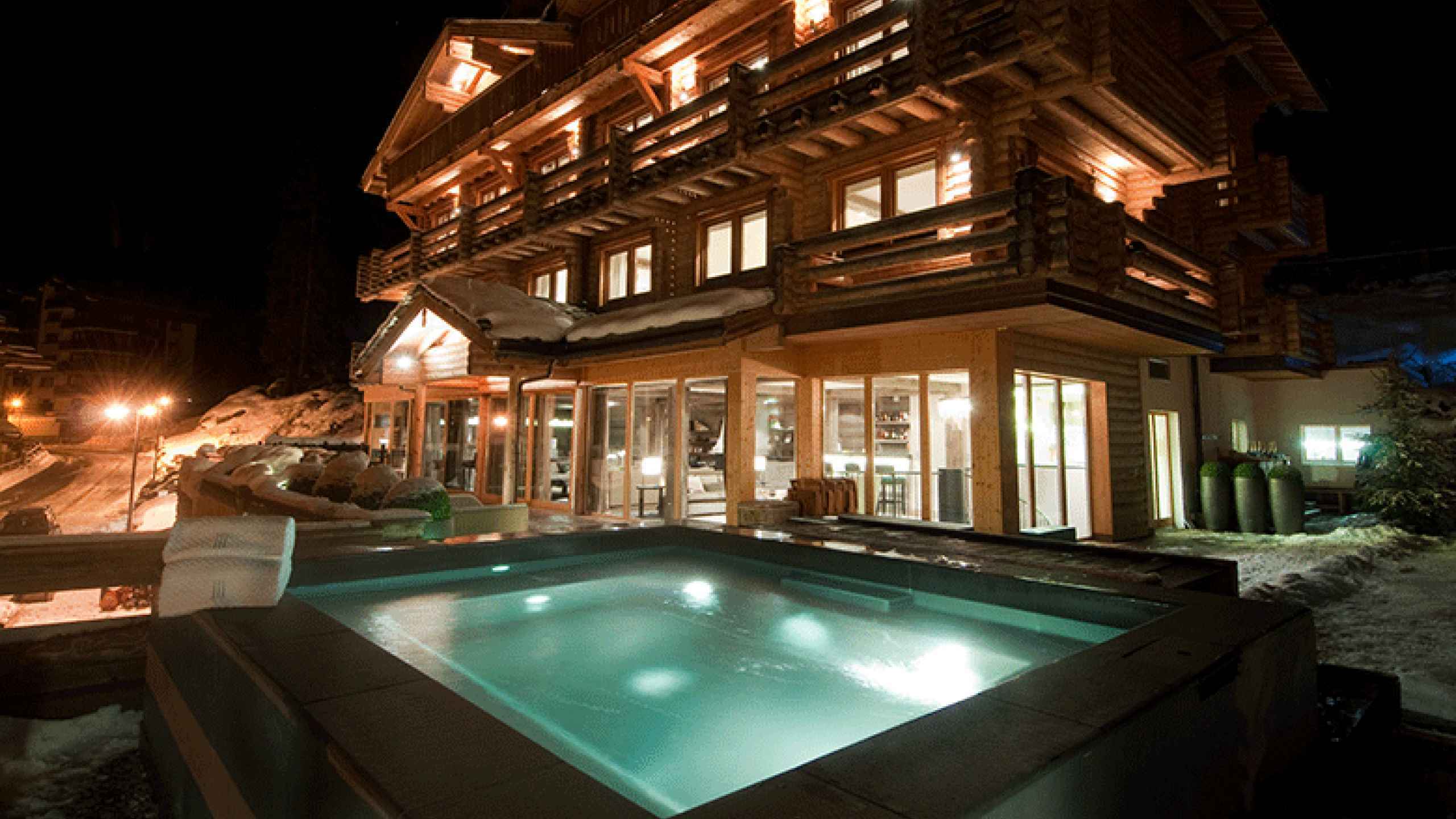 Five Awesome Party Ski Chalets | Escapism